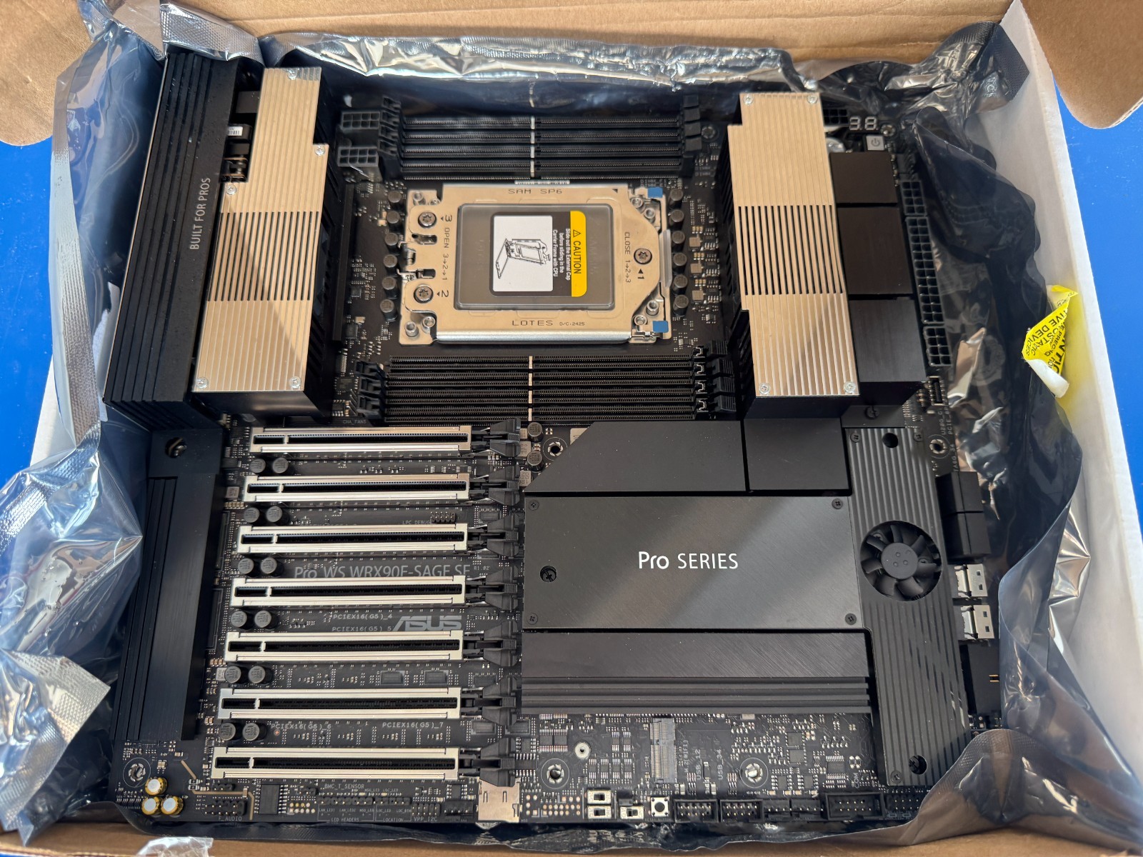 *READ* ASUS PRO WS WRX90E-SAGE SE Socket sTR5 DDR5 Motherboard ...